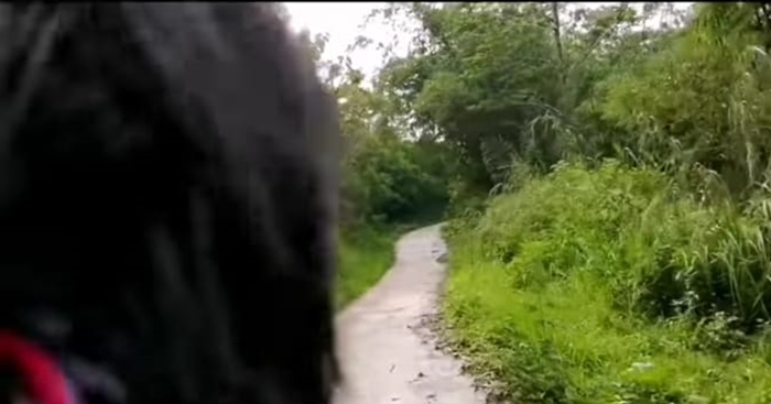 7 Potret Rumah Kang Ucuy Pemain Sinetron Dunia Terbalik, Asri di Pedesaan