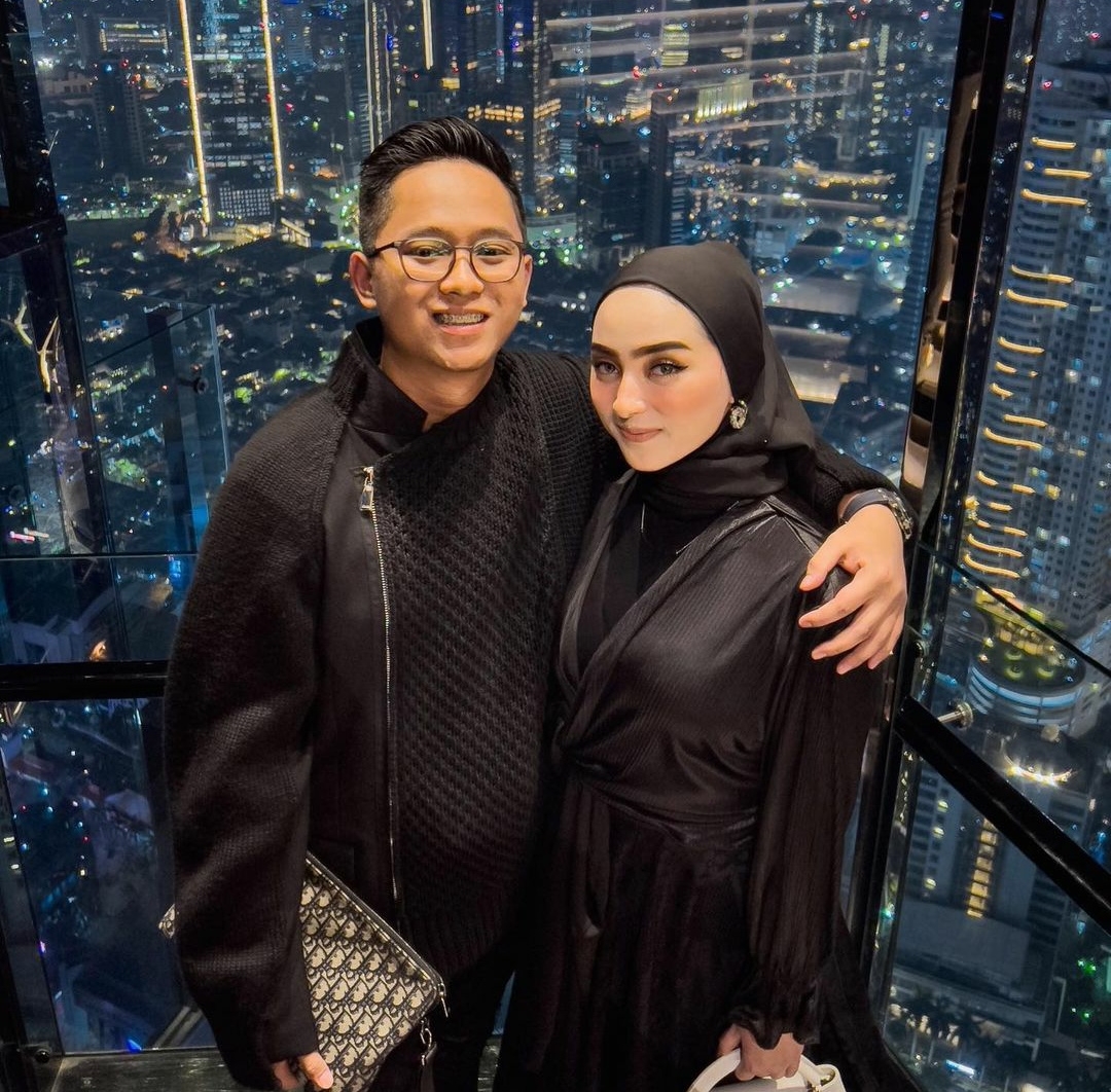 6 Potret Dinan Fajrina Istri Doni Salmanan Tampil Anggun, Penuh Pesona