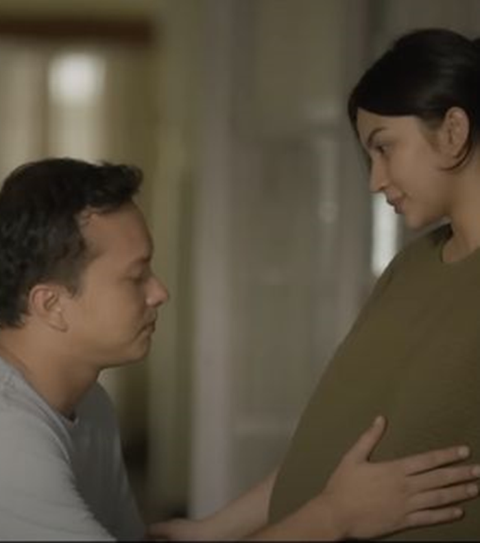 7 Potret Ariel Tatum dan Nicholas Saputra Main Film Sayap-sayap Patah, Bikin Baper