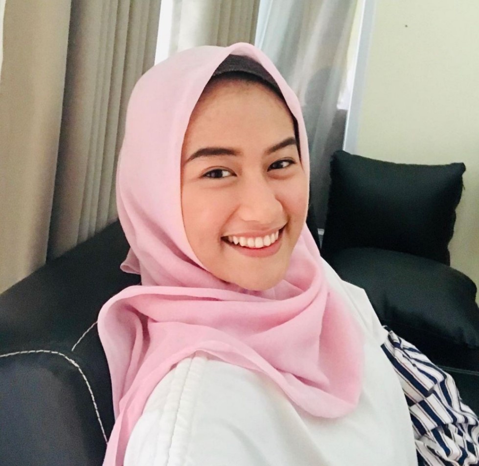 6 Potret Terbaru Lita Hendratno Finalis Miss Indonesia 2018, Sederhana Banjir Pujian