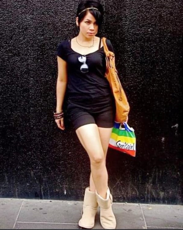 9 Potret Terbaru Melaney Ricardo, Tampak Makin Langsing