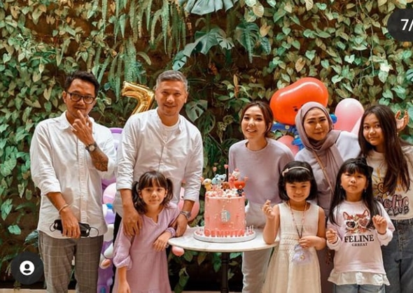 8 Potret Gading Marten dan Gisel Anastasia saat Ultah Gempi, Netizen: Semoga Rujuk